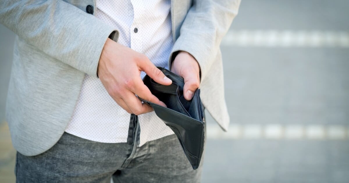 How Do I File a Claim for Lost Wages After a Crash?